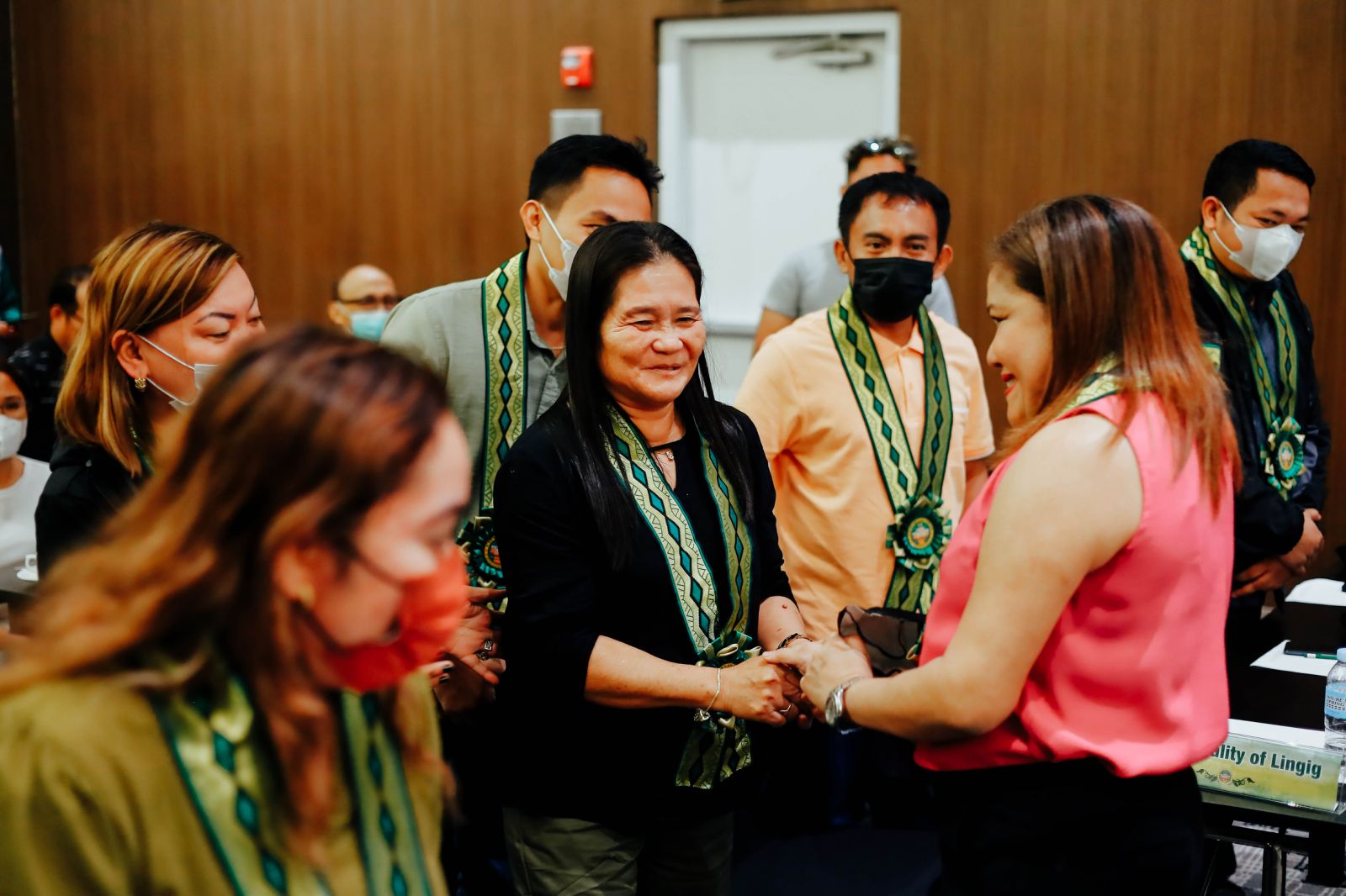 LINGIG SURIGAO DEL SUR MAYOR AND TEAM BENCHMARK LAS PIÑAS LGU TO ...