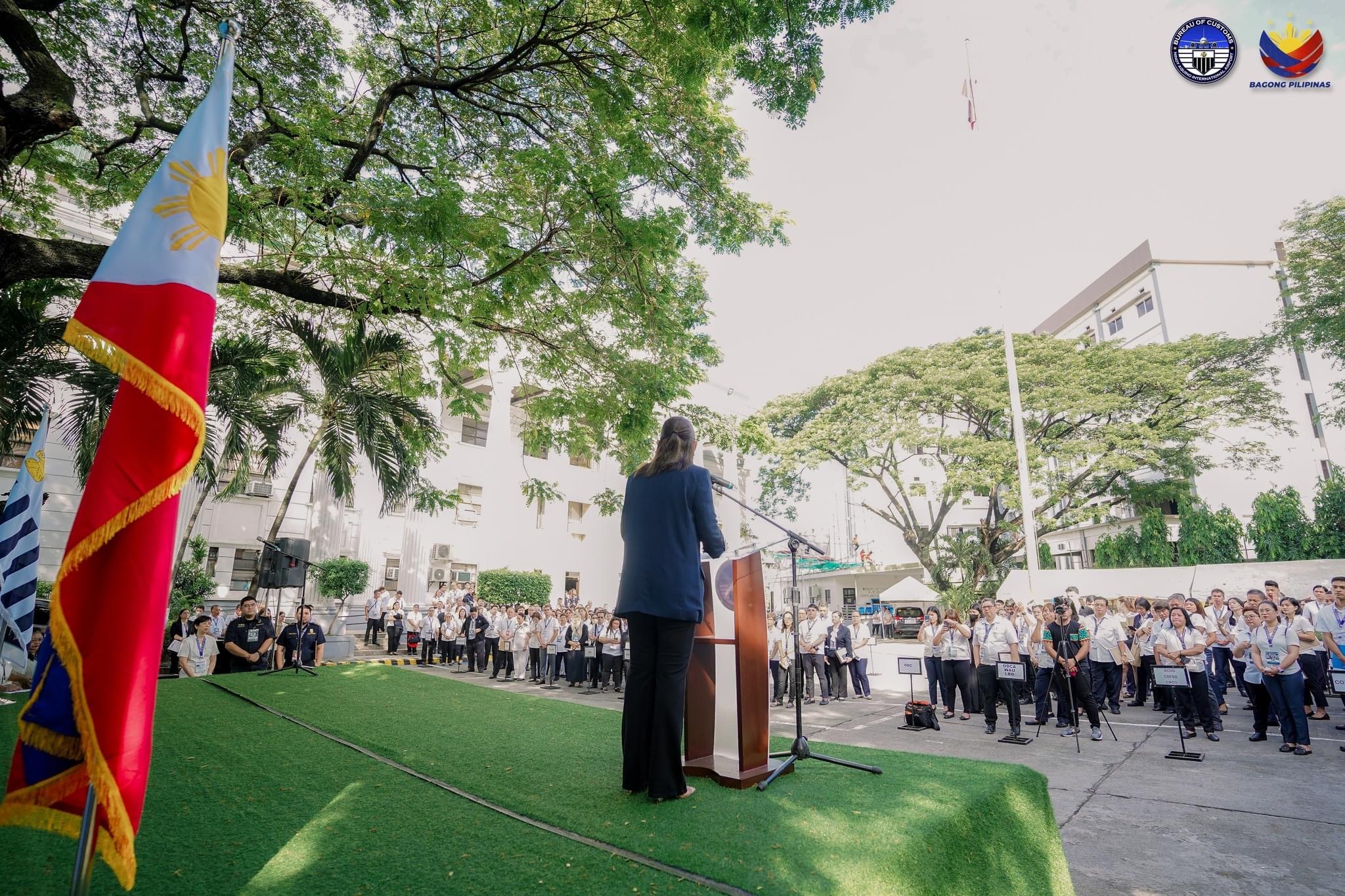90 NAIA Customs employees who have devoted 20 years received honored ...